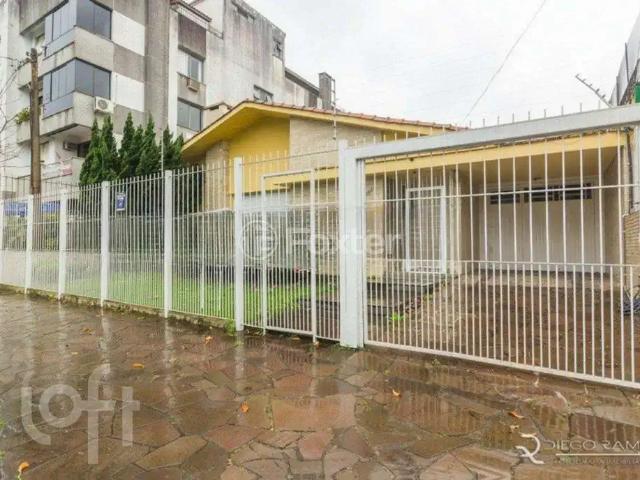 Casa / Sobrado para Venda em Porto Alegre/RS Jardim Lindóia 3 Quartos