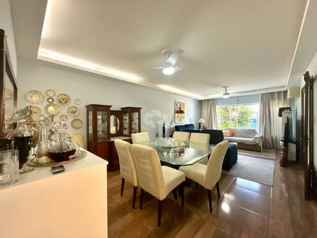 Casa / Sobrado para Venda em Porto Alegre/RS Jardim Lindóia 3 Quartos