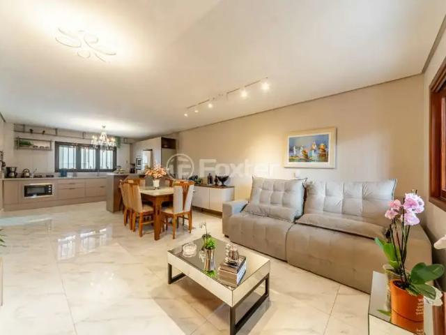 Casa / Sobrado para Venda em Porto Alegre/RS Jardim Lindóia 3 Quartos