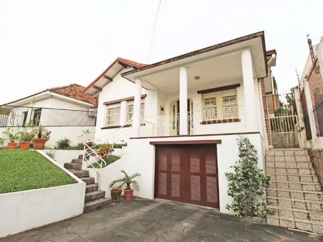 Casa / Sobrado para Venda em Porto Alegre/RS Jardim Lindóia 3 Quartos