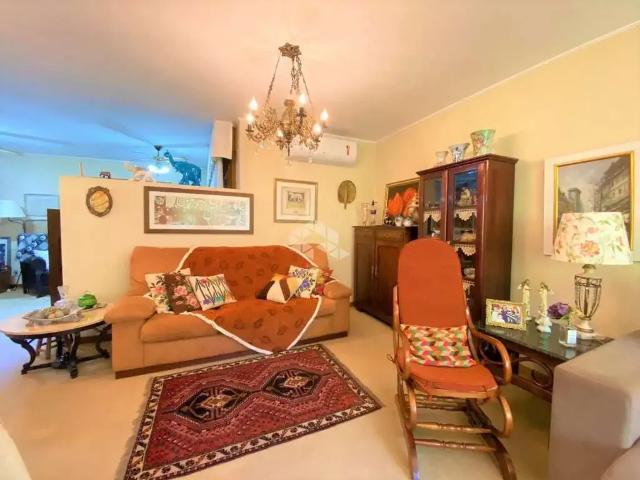 Casa / Sobrado para Venda em Porto Alegre/RS Jardim Lindóia 3 Quartos