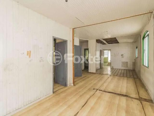 Casa / Sobrado para Venda em Porto Alegre/RS Jardim São Pedro 2 Quartos