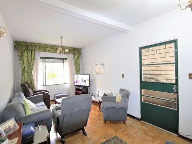 Casa / Sobrado para Venda em Porto Alegre/RS Jardim São Pedro 3 Quartos
