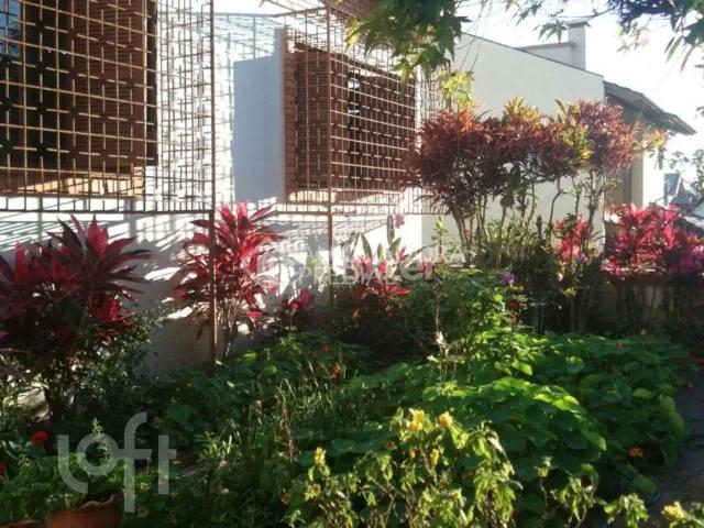 Casa / Sobrado para Venda em Porto Alegre/RS Jardim São Pedro 3 Quartos