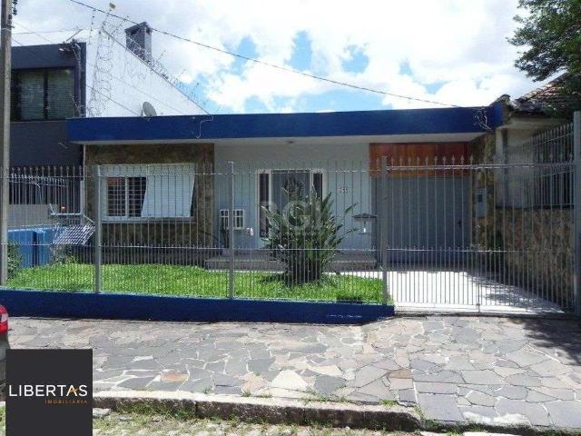 Casa / Sobrado para Venda em Porto Alegre/RS Jardim São Pedro 5 Quartos