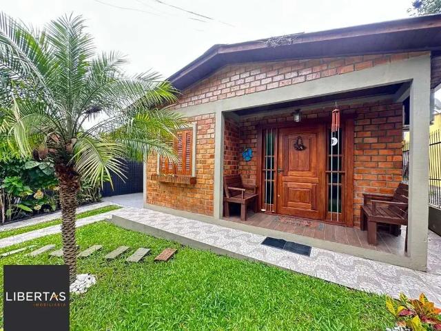 Casa / Sobrado para Venda em Porto Alegre/RS Lami 2 Quartos
