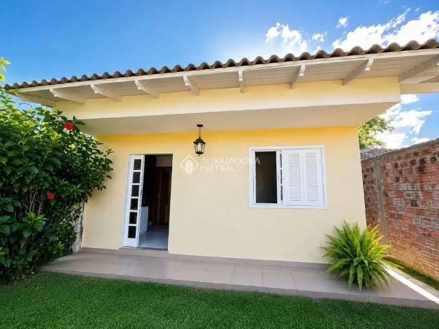 Casa / Sobrado para Venda em Porto Alegre/RS Lami 2 Quartos