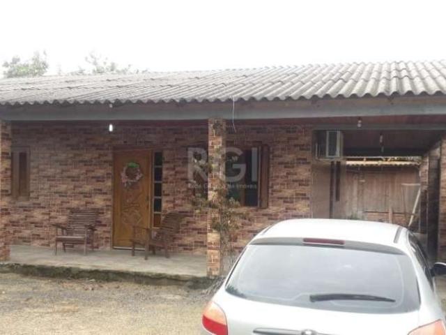 Casa / Sobrado para Venda em Porto Alegre/RS Lami 2 Quartos