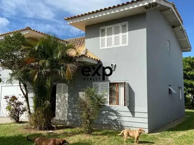 Casa / Sobrado para Venda em Porto Alegre/RS Lami 4 Quartos