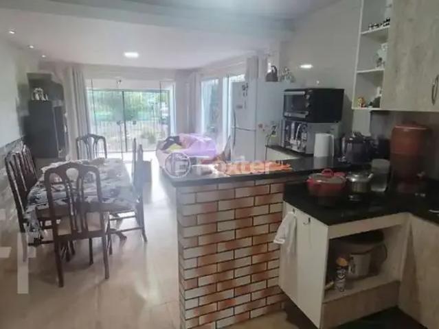 Casa / Sobrado para Venda em Porto Alegre/RS Lageado 2 Quartos
