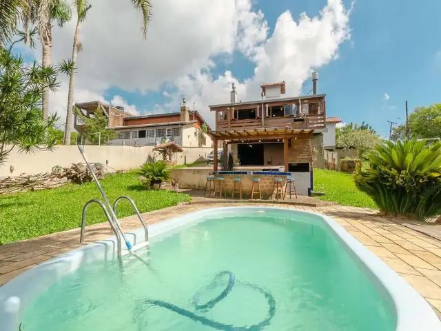 Casa / Sobrado para Venda em Porto Alegre/RS Lageado 3 Quartos