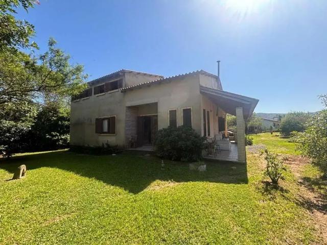 Casa / Sobrado para Venda em Porto Alegre/RS Lageado 4 Quartos
