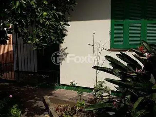 Casa / Sobrado para Venda em Porto Alegre/RS Lomba do Pinheiro 4 Quartos