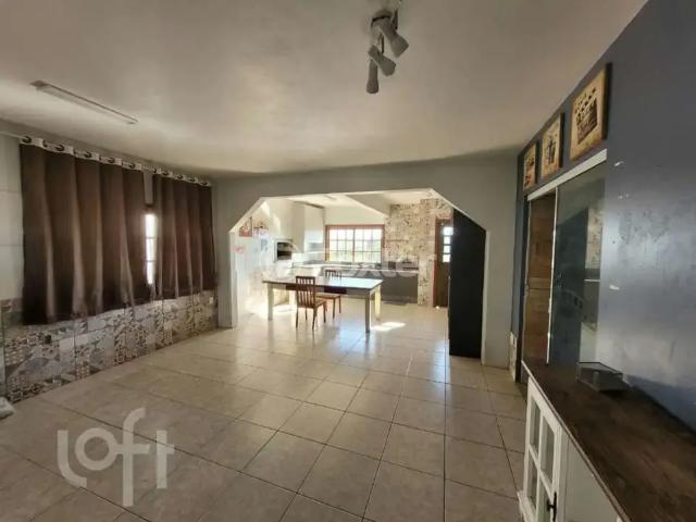 Casa / Sobrado para Venda em Porto Alegre/RS Lomba do Pinheiro 4 Quartos