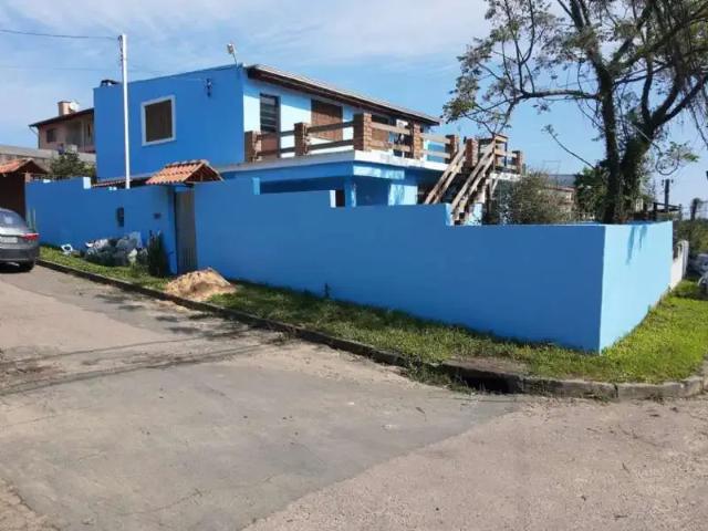 Casa / Sobrado para Venda em Porto Alegre/RS Lomba do Pinheiro 4 Quartos