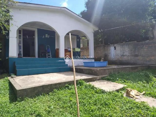Casa / Sobrado para Venda em Porto Alegre/RS Lomba do Pinheiro 2 Quartos