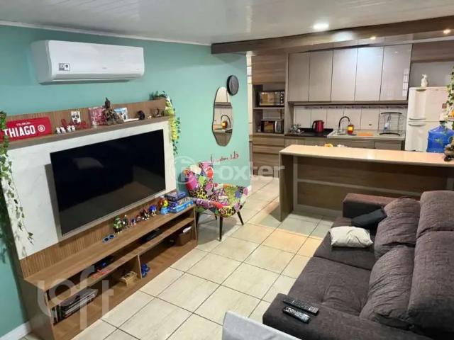 Casa / Sobrado para Venda em Porto Alegre/RS Lomba do Pinheiro 2 Quartos