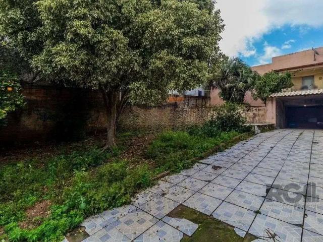 Casa / Sobrado para Venda em Porto Alegre/RS Lomba do Pinheiro 2 Quartos
