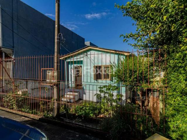 Casa / Sobrado para Venda em Porto Alegre/RS Lomba do Pinheiro 2 Quartos