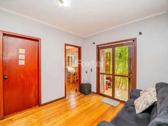 Casa / Sobrado para Venda em Porto Alegre/RS Lomba do Pinheiro 3 Quartos