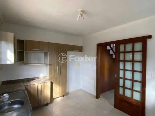 Casa / Sobrado para Venda em Porto Alegre/RS Lomba do Pinheiro 3 Quartos