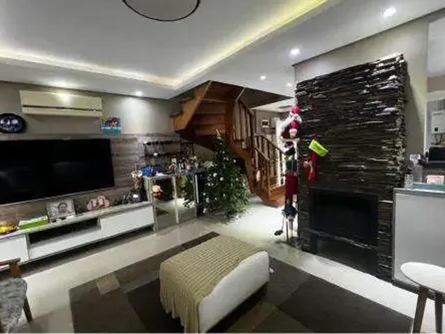 Casa / Sobrado para Venda em Porto Alegre/RS Lomba do Pinheiro 3 Quartos