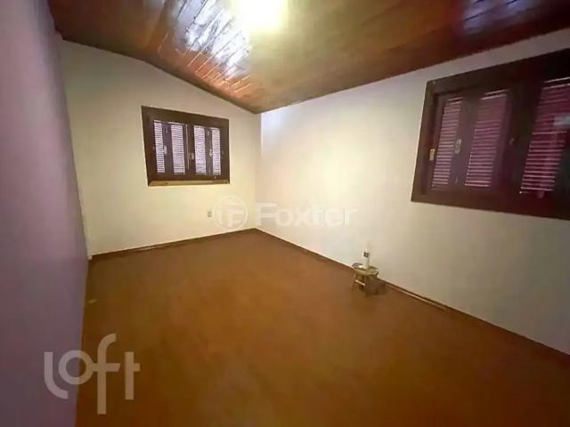 Casa / Sobrado para Venda em Porto Alegre/RS Lomba do Pinheiro 3 Quartos
