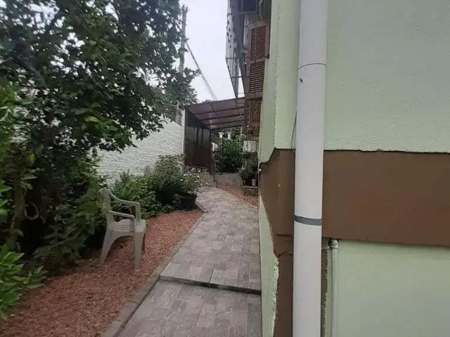 Casa / Sobrado para Venda em Porto Alegre/RS Lomba do Pinheiro 3 Quartos