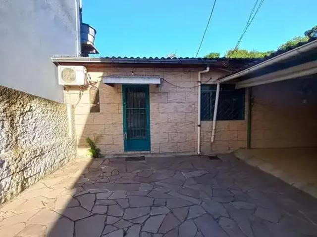 Casa / Sobrado para Venda em Porto Alegre/RS Lomba do Pinheiro 3 Quartos