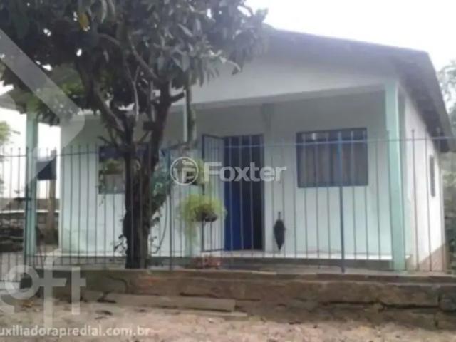 Casa / Sobrado para Venda em Porto Alegre/RS Lomba do Pinheiro 3 Quartos