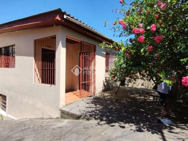 Casa / Sobrado para Venda em Porto Alegre/RS Lomba do Pinheiro 3 Quartos