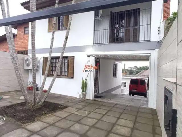 Casa / Sobrado para Venda em Porto Alegre/RS Lomba do Pinheiro 3 Quartos