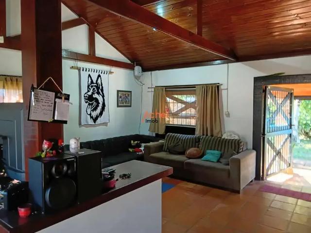 Casa / Sobrado para Venda em Porto Alegre/RS Lomba do Pinheiro 3 Quartos