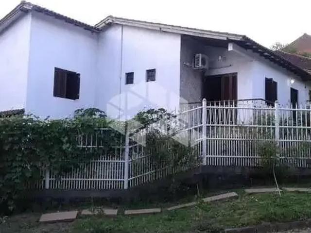 Casa / Sobrado para Venda em Porto Alegre/RS Lomba do Pinheiro 3 Quartos