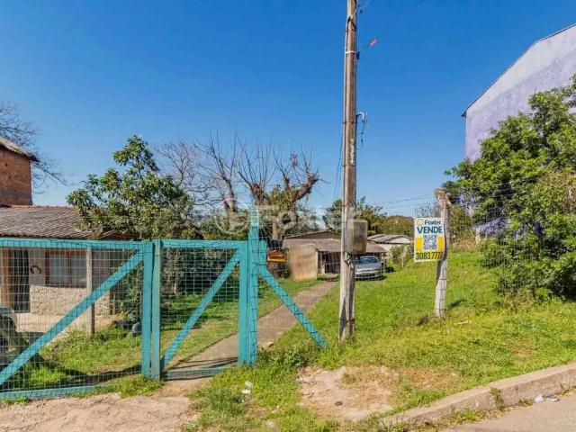 Casa / Sobrado para Venda em Porto Alegre/RS Lomba do Pinheiro 3 Quartos