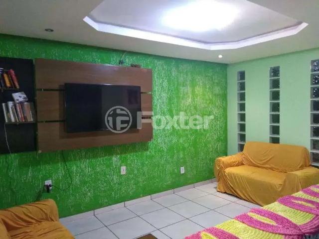 Casa / Sobrado para Venda em Porto Alegre/RS Lomba do Pinheiro 3 Quartos