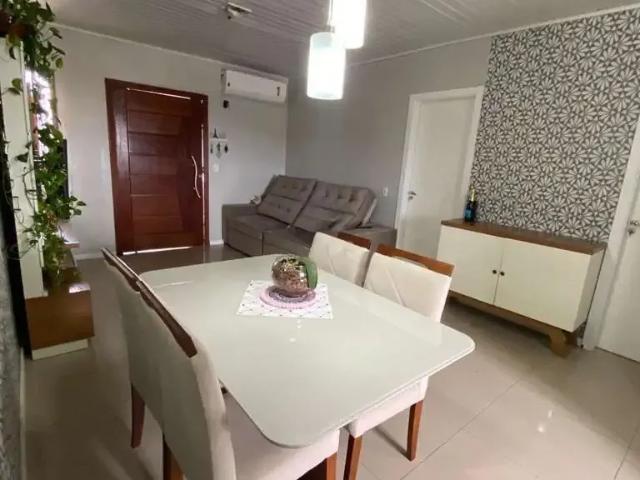 Casa / Sobrado para Venda em Porto Alegre/RS Mário Quintana 2 Quartos