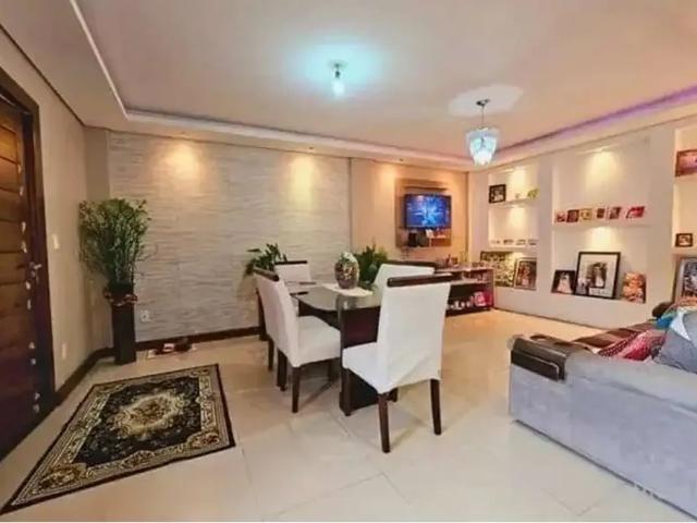 Casa / Sobrado para Venda em Porto Alegre/RS Mário Quintana 2 Quartos