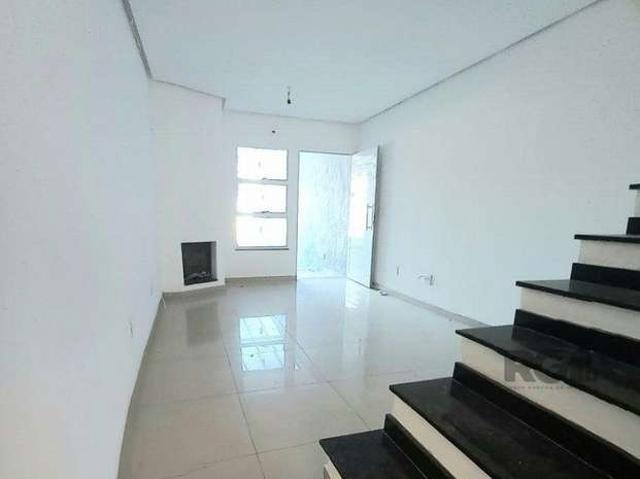 Casa / Sobrado para Venda em Porto Alegre/RS Mário Quintana 3 Quartos