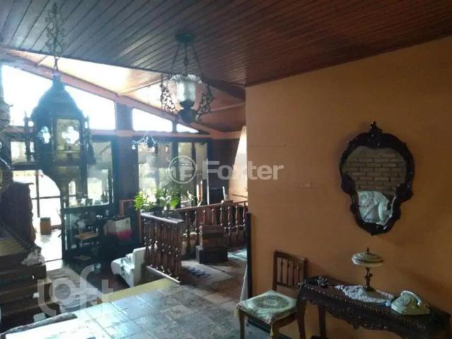 Casa / Sobrado para Venda em Porto Alegre/RS Mário Quintana 3 Quartos