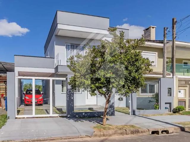 Casa / Sobrado para Venda em Porto Alegre/RS Mário Quintana 3 Quartos