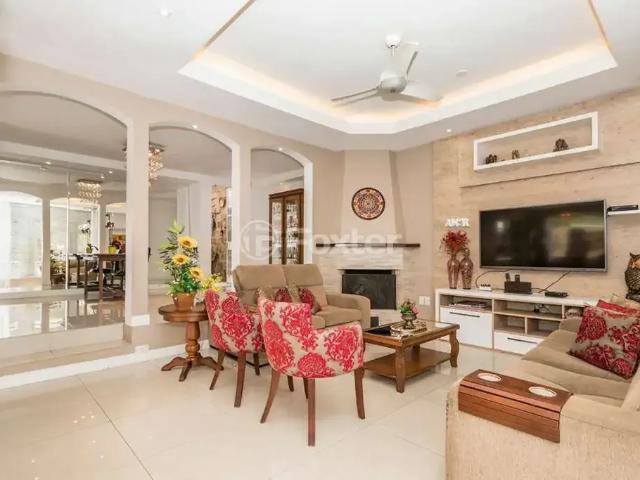 Casa / Sobrado para Venda em Porto Alegre/RS Menino Deus 4 Quartos