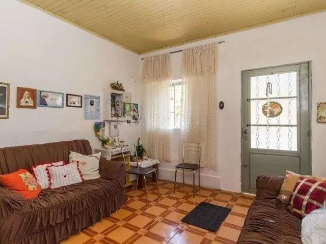 Casa / Sobrado para Venda em Porto Alegre/RS Menino Deus 4 Quartos