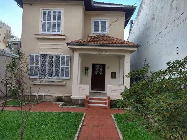 Casa / Sobrado para Venda em Porto Alegre/RS Menino Deus 4 Quartos