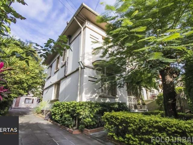 Casa / Sobrado para Venda em Porto Alegre/RS Menino Deus 4 Quartos
