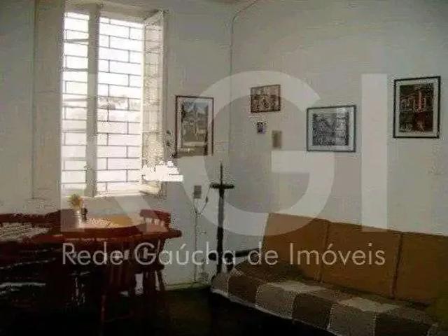 Casa / Sobrado para Venda em Porto Alegre/RS Menino Deus 4 Quartos
