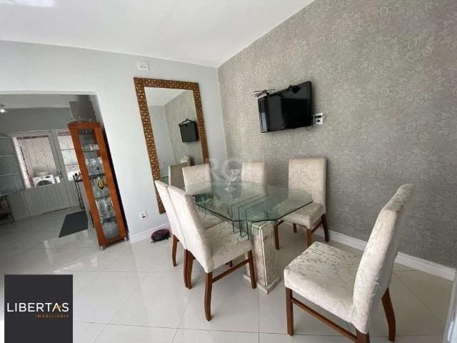Casa / Sobrado para Venda em Porto Alegre/RS Menino Deus 4 Quartos