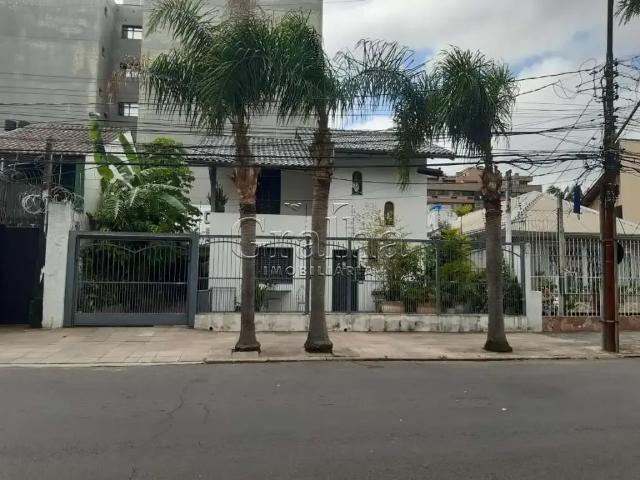 Casa / Sobrado para Venda em Porto Alegre/RS Menino Deus 4 Quartos