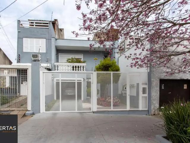 Casa / Sobrado para Venda em Porto Alegre/RS Menino Deus 4 Quartos