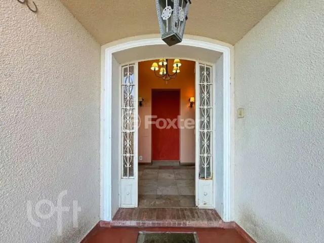 Casa / Sobrado para Venda em Porto Alegre/RS Menino Deus 4 Quartos